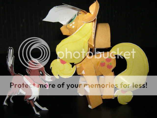 Papercraft for Applejack and Winona completed...: vampireseal — LiveJournal