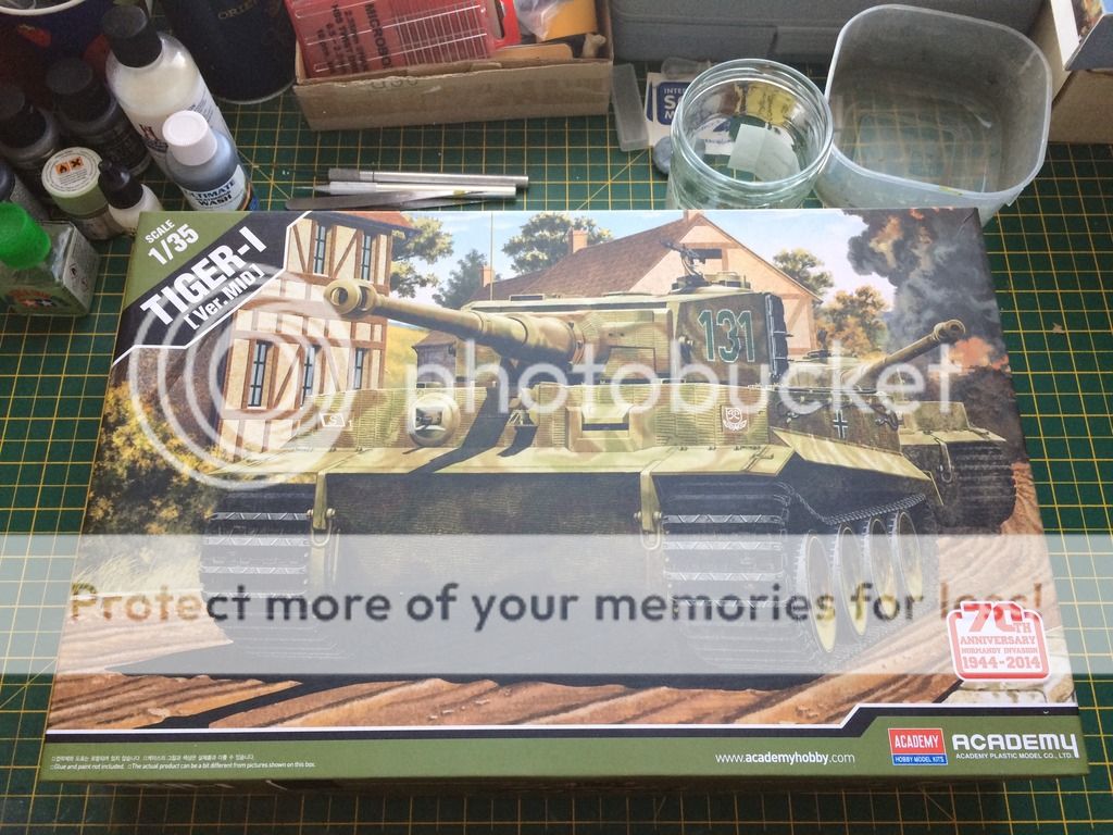 Academy 1/35 Tiger 1 (Mid) - International Scale Modeller