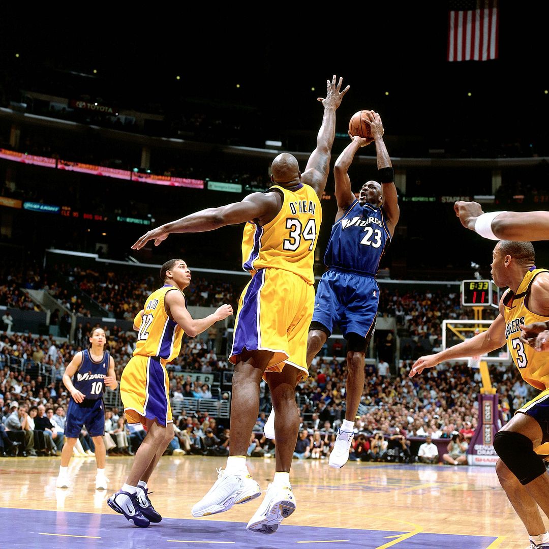 Shaquille O'neal Vs Michael Jordan - Septiery